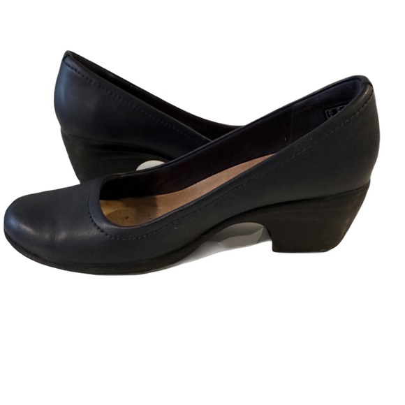 Clarks | Shoes | Clarks Womens Emily2 Ruby Pump Navy Blue Size 8 | Poshmark